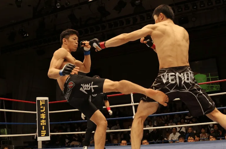 The Pros and Cons of MMA Training Explained - SmartMMA