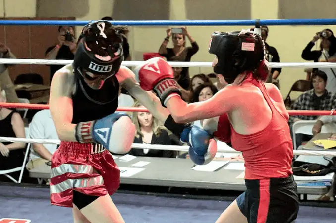 7 SURPRISING BENEFITS OF BOXING FOR WOMEN - GET FIT WITH BOXING - SmartMMA